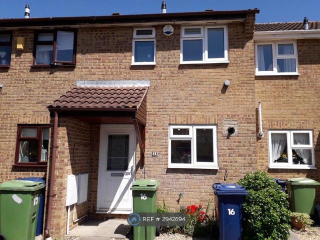 Hayes Court, Gloucester GL2, 2 bed terraced house to rent, £985 pcm | PrimeLocation