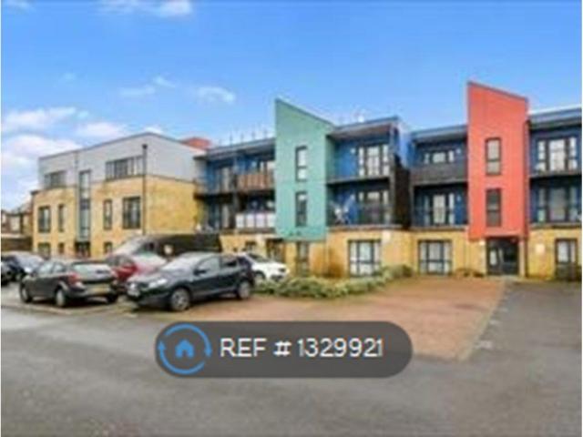 Hayes, Hayes UB3, 2 bed flat to rent, £1,990 pcm | PrimeLocation