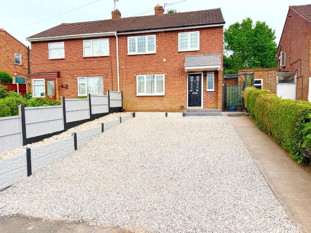 Hayes Road, Telford TF1, 3 bed property to rent, £1,250 pcm | PrimeLocation