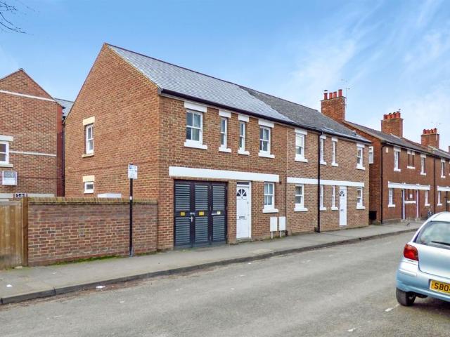 Hayfield Road, Oxford OX2, 4 bed flat to rent, £3,560 pcm | PrimeLocation