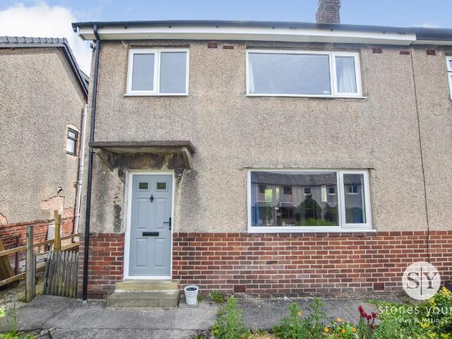 Hayhurst Street, Clitheroe BB7, 3 bed end terrace house to rent, £1,200 pcm | PrimeLocation