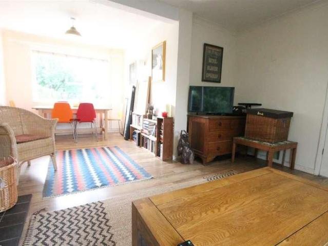 Haylands Way, Bedford, MK41
