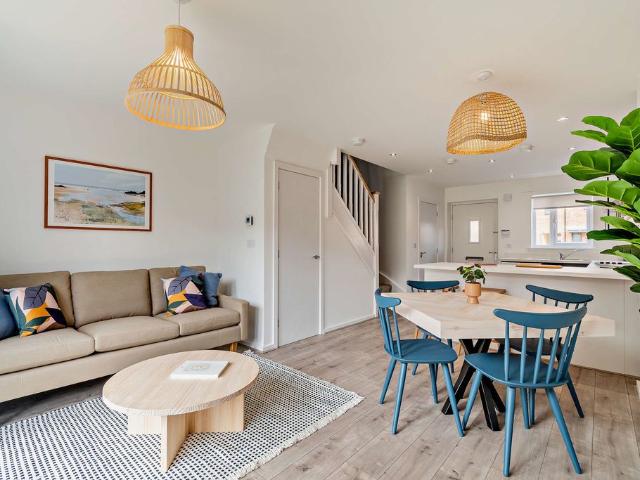 Haylake Crescent, Peterborough PE7, 2 bed property to rent, £1,245 pcm | PrimeLocation