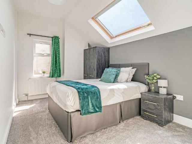 Hayle Road, Maidstone, Kent ME15, Room to rent, £740 pcm | PrimeLocation