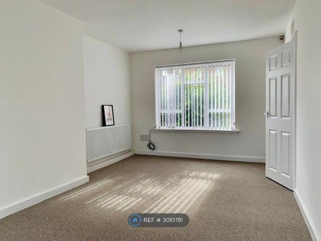 Hayles Close, Nottingham NG5, 3 bed semi detached house to rent, £1,200 pcm | PrimeLocation