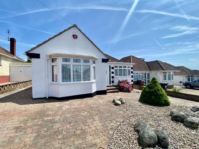 Hayling Rise, Worthing BN13, 3 bed detached house to rent, £1,800 pcm | PrimeLocation