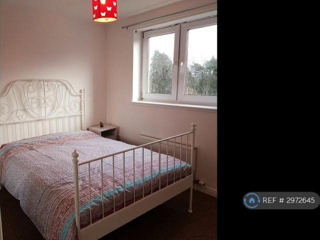 Haymarket Crescent, Livingston, EH54 2 bed flat to rent £1,050 pcm £242 pw