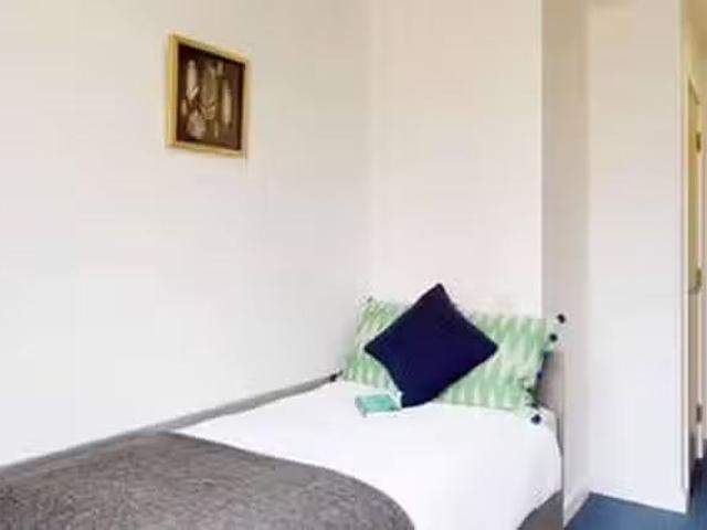 Haymarket Edinburgh Premium Ensuite