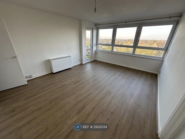 Haynes Park Court, Hornchurch RM11, 2 bed flat to rent, £1,675 pcm | PrimeLocation