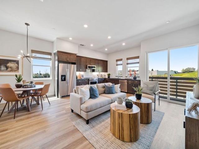 HayPark Plan 1 SoMi Townhomes and Condominiums Community