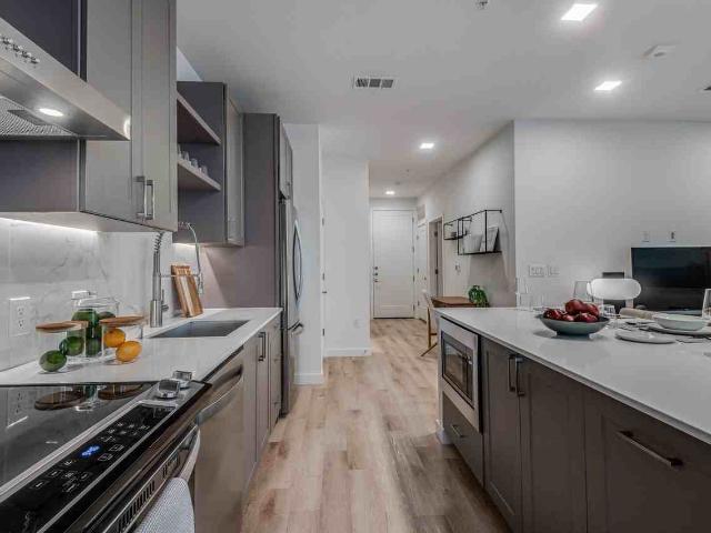 Hazel by the Galleria 1 Bedroom Apartment for Rent at 13100 Noel Rd, Dallas, TX 75240 McShann Estates