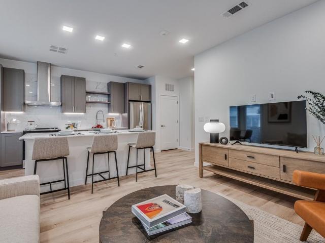 Hazel by the Galleria 1 Bedroom Apartment for Rent at 13100 Noel Rd, Dallas, TX 75240 McShann Estates