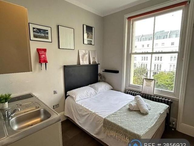 Hazel Court, London, W2 Studio to rent £1,600 pcm £369 pw