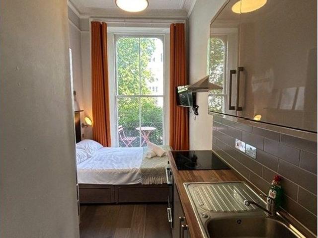 Hazel Court, London W2, Studio to rent, £1,700 pcm | PrimeLocation