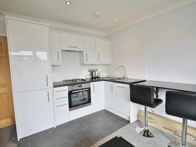 Hazel Close, Englefield Green, Egham, Surrey TW20, 2 bed flat to rent, £1,700 pcm | PrimeLocation