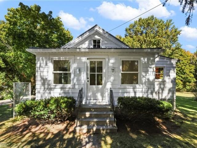 Hazel Dr, Northfield, Home For Sale