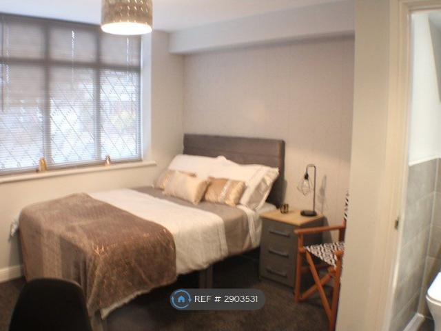 Hazel Drive, Leicester LE3, Room to rent, £650 pcm | PrimeLocation