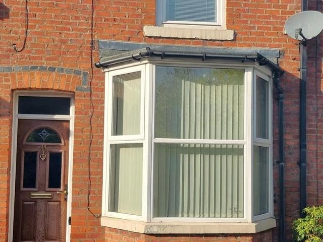Hazel Grove, Salford M5 4 bed terraced house to rent £2,100 pcm £485 pw