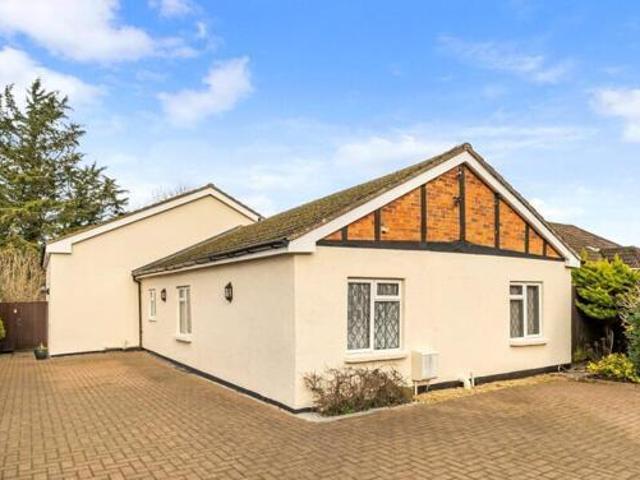 Hazel Road, Ash Green, 5 Bedroom Detached