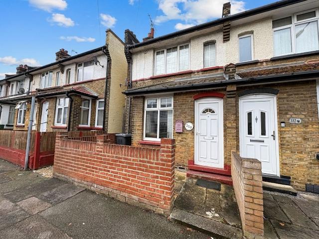 Hazel Road, Erith DA8, 2 bed terraced house to rent, £1,735 pcm | PrimeLocation