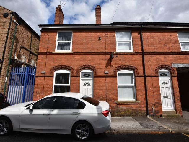 Hazel Street, Nottingham NG6, 2 bed property to rent, £850 pcm | PrimeLocation