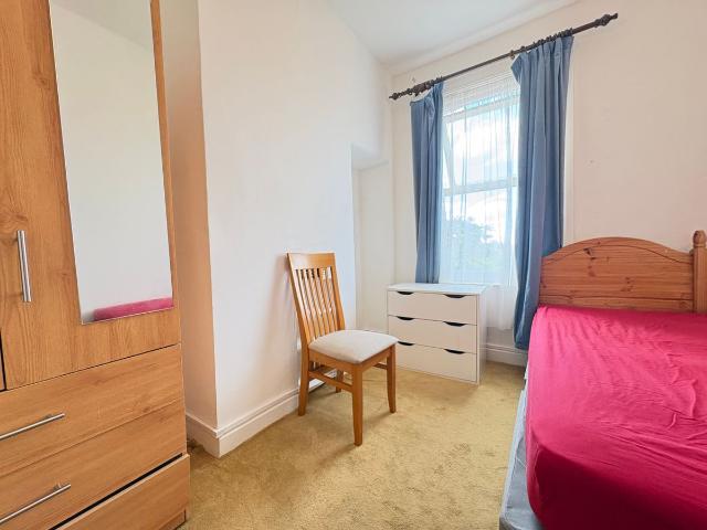 Hazelbank Road, London SE6, Room to rent, £650 pcm | PrimeLocation