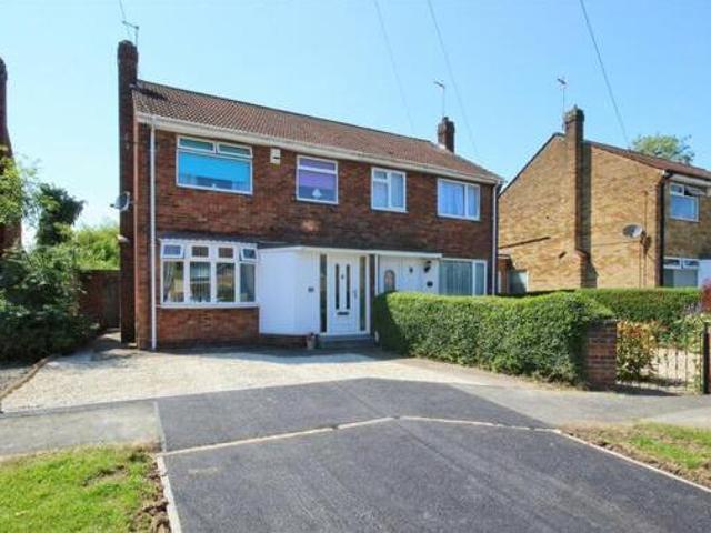 Hazelbarrow Drive, Willerby, 3 Bedroom Semi detached