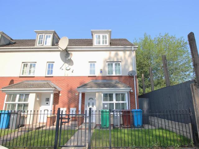 Hazelbottom Road, Manchester M8, 4 bed town house to rent, £1,650 pcm | PrimeLocation
