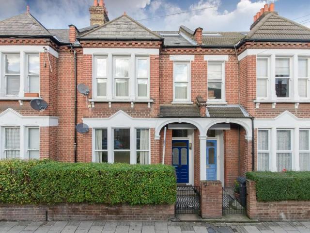 Hazelbourne Road, Balham SW12 2 bed apartment to rent £2,250 pcm £519 pw