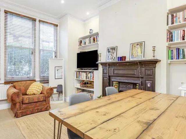 Hazelbourne Road, London, SW12 9NJ, United Kingdom | 2 bed apartment for rent #140544069 | Rentberry