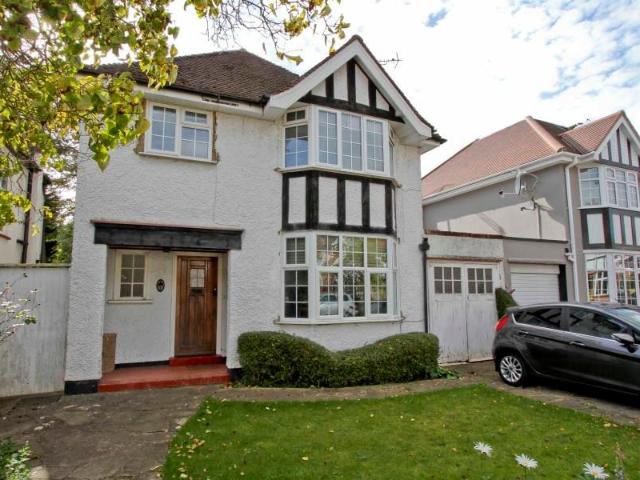 Hazeldene Drive, Pinner HA5, 4 bed detached house to rent, £2,650 pcm | PrimeLocation