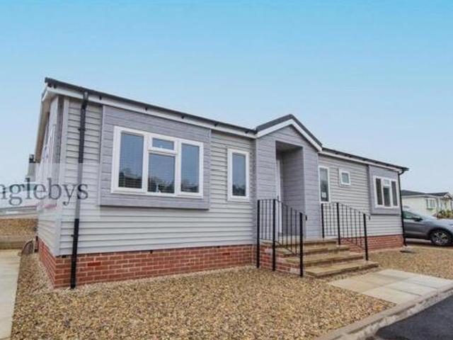 Hazelgrove, Milton Street, 2 Bedroom Park
