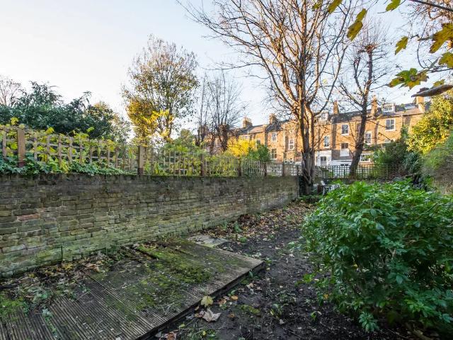 Hazellville Road, London N19, Room to rent, £1,200 pcm | PrimeLocation