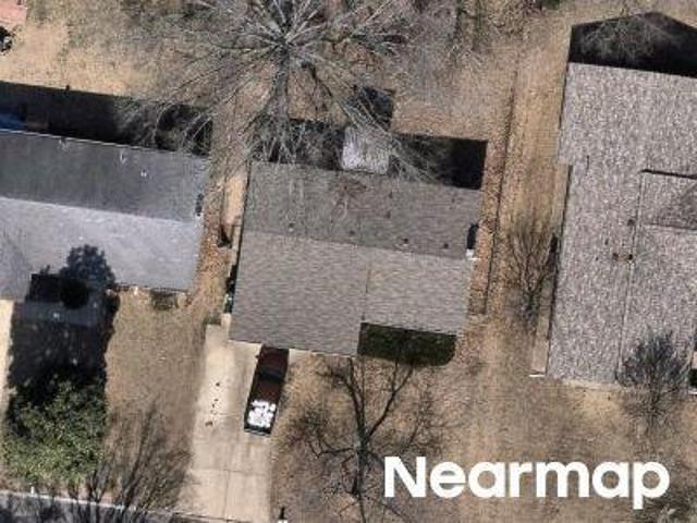 Hazelton Ln