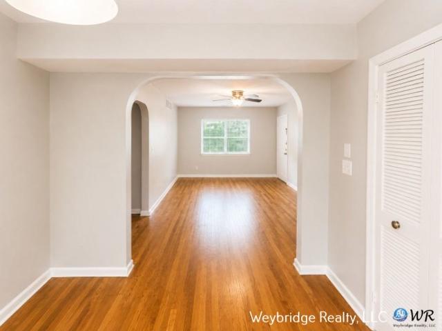 Hazelwood 3518 2 Bedroom Apartment for Rent at 3518 Hazelwood Ave, Cincinnati, OH 45211 Westwood
