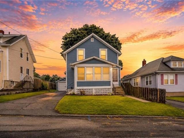 Hazelwood Ave, East Providence, Home For Sale