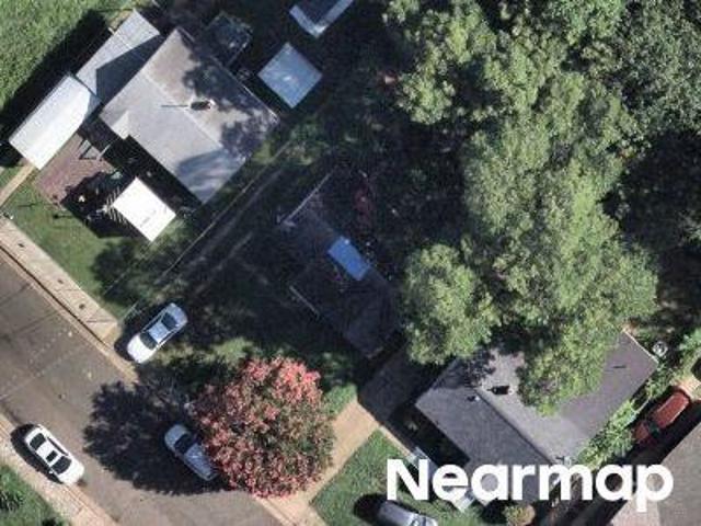 Hazelwood Ave