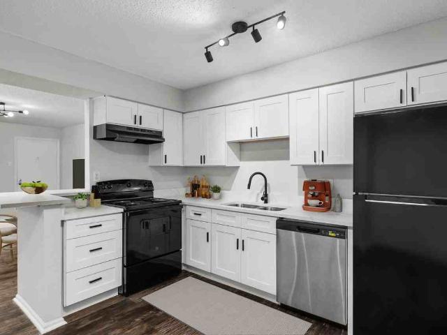 Hazelwood Forest Apartments 2 Bedroom Apartment for Rent at 240 Chapel Ridge Dr, Hazelwood, MO 63042