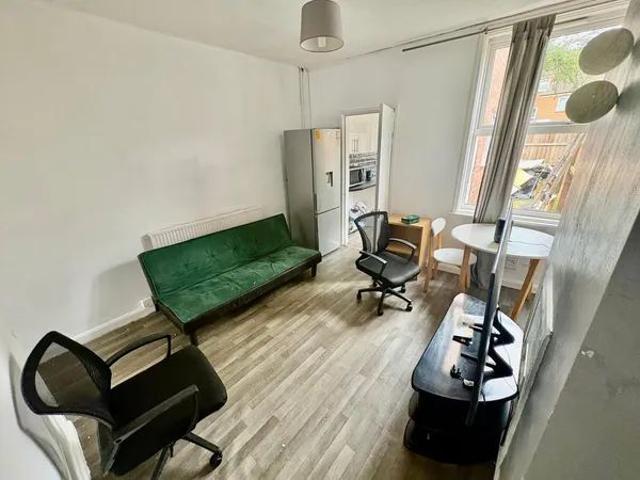 Hazelwood Road, NG7, Property for rent