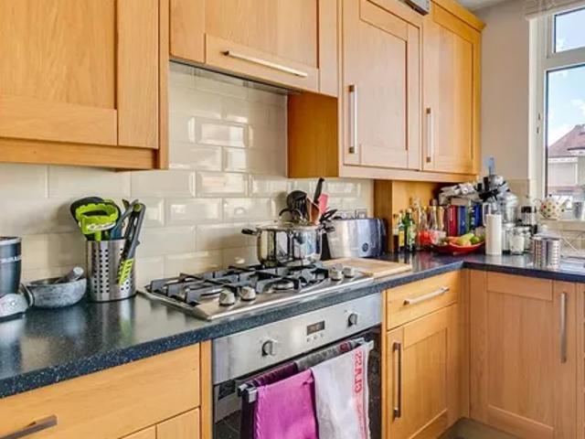 Hazlewell Road, London, SW15 6LU, United Kingdom | 1 bed apartment for rent #117990489 | Rentberry