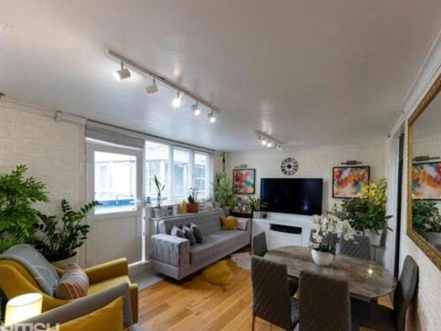 Hazlewood Crescent, London, 2 Bedroom Apartment