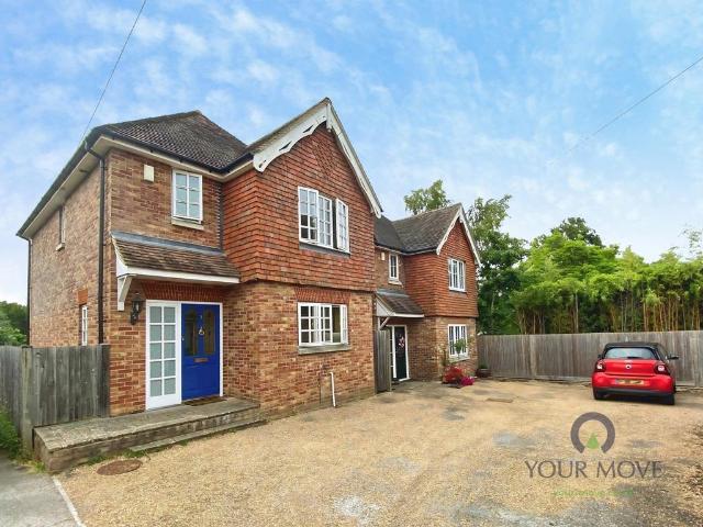 Hazlitts Place, Kent ME15 3 bed detached house to rent £1,795 pcm £414 pw