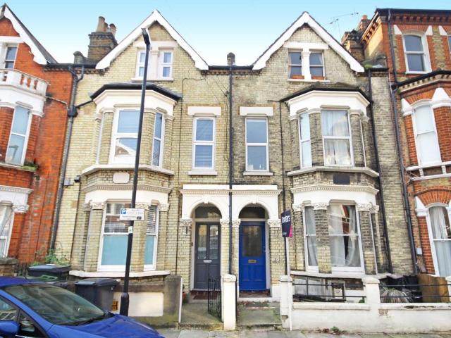 Hemberton Road, Clapham North SW9, 2 bed flat to rent, £2,300 pcm | PrimeLocation