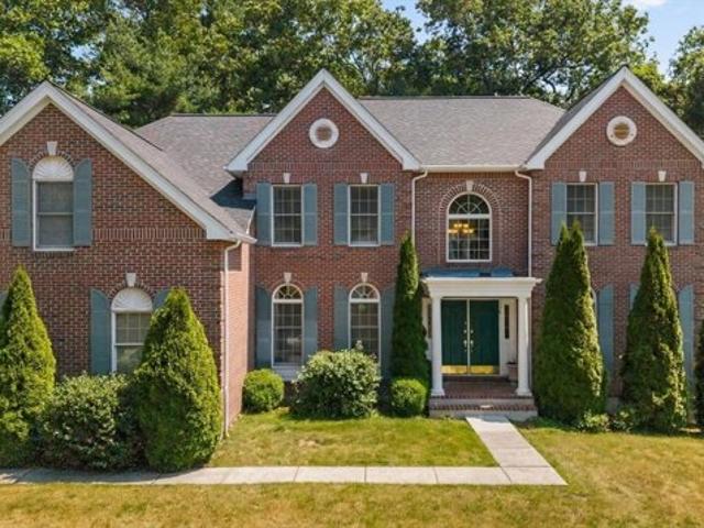 Hemingway St, Shrewsbury, Home For Sale