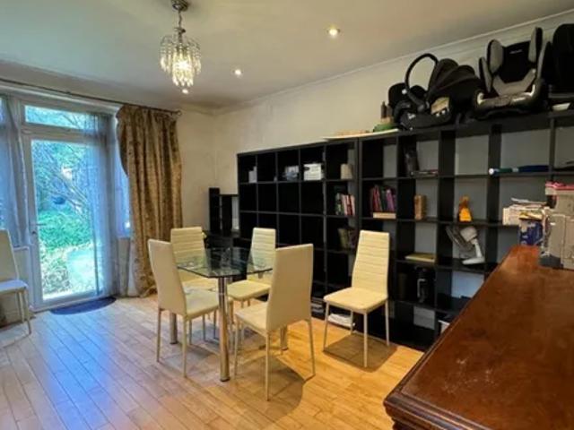 Heming Road, Burnt Oak, London, HA8 9AE, United Kingdom | 4 bed house for rent #154602613 | Rentberry