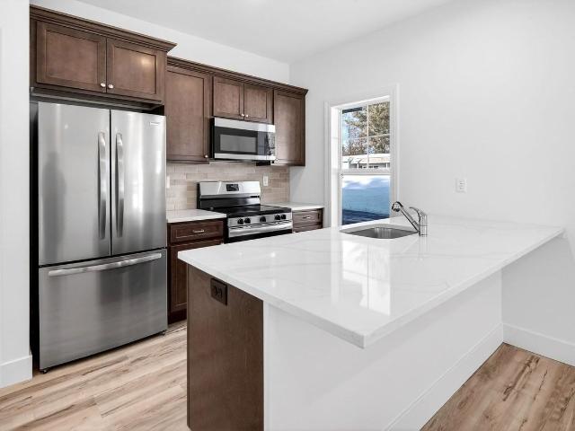 Hemlock Manor 1 Bedroom Apartment for Rent at 3407 Carman Rd, Schenectady, NY 12303