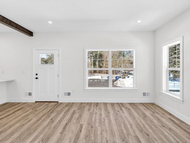 Hemlock Manor 1 Bedroom Apartment for Rent at 3407 Carman Rd, Schenectady, NY 12303