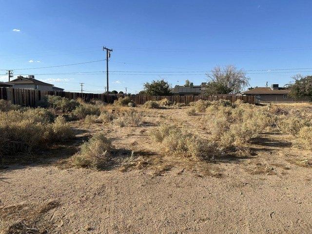 Hemlock Ave, California City, CA 93505