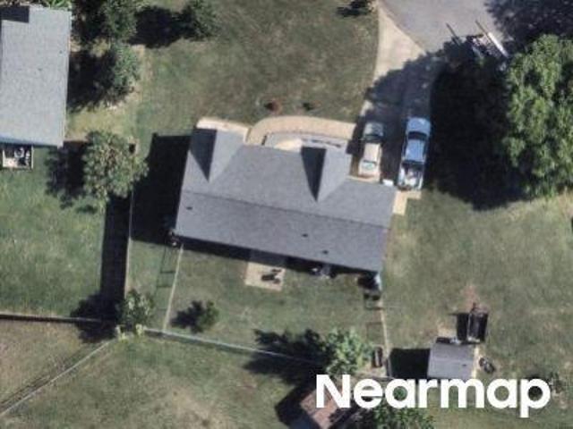 Hemlock Ct