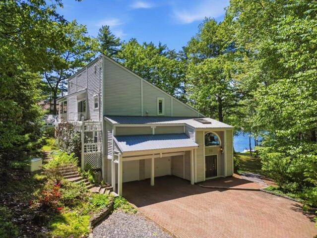 Hemlock Cir, Sandown, Home For Sale
